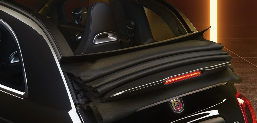 Nieuwe Abarth 695 Turismo - Een nieuwe definitie van stijl | Abarth BE