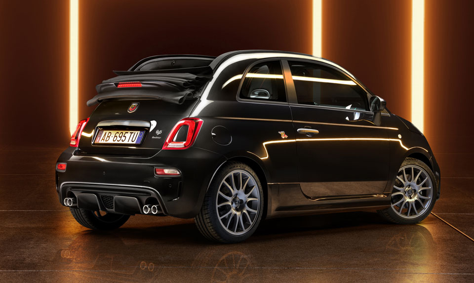 Nieuwe Abarth 695 Turismo - Een nieuwe definitie van stijl | Abarth BE